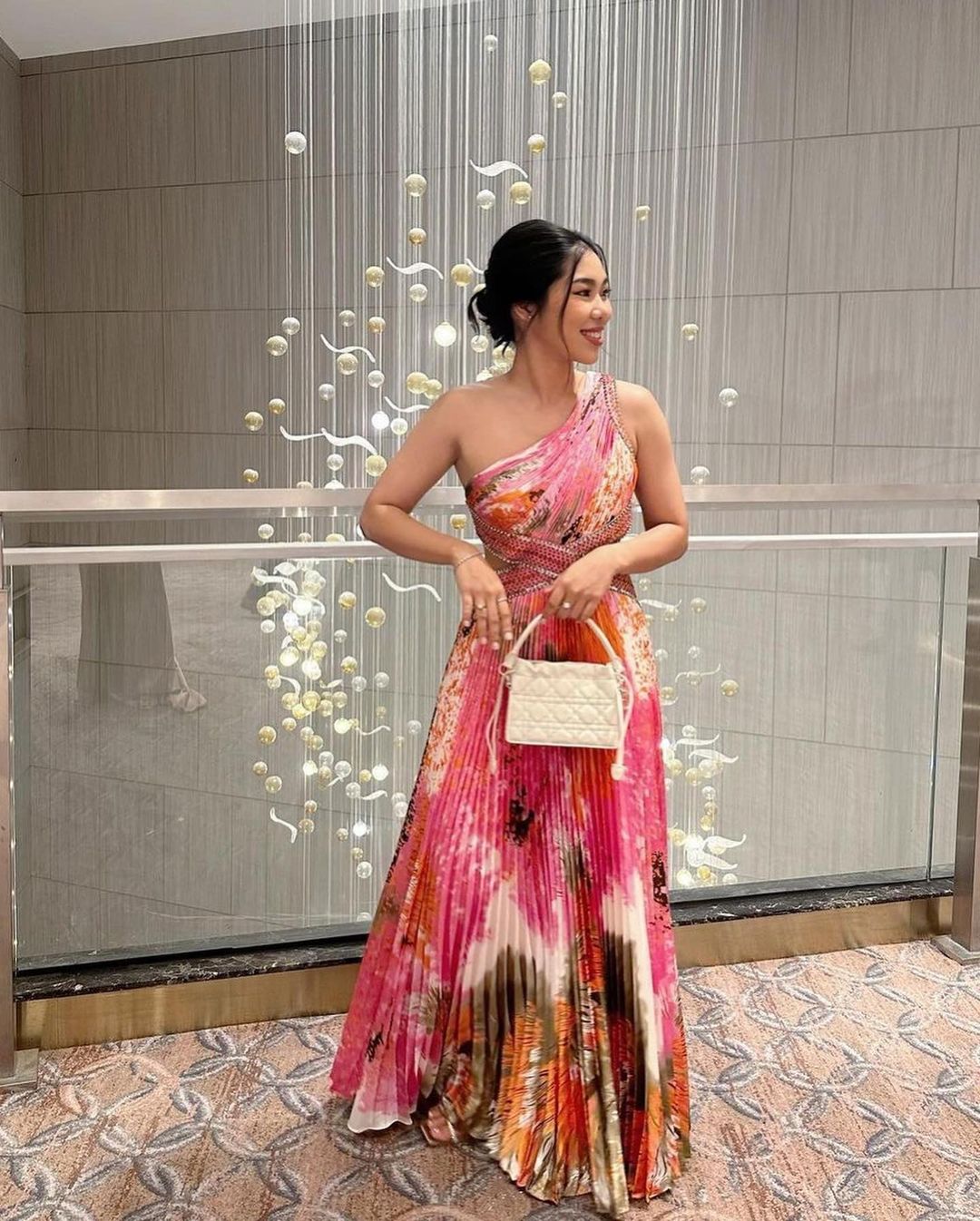 PINK / CHAMPANE – EVENINGBYSIRAK